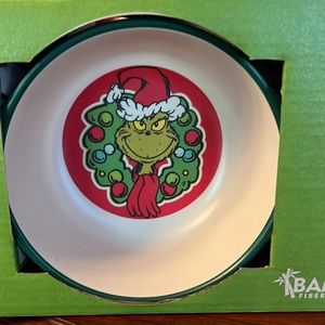 The Grinch | Other | Grinch Kids Dinnerware Set | Poshmark